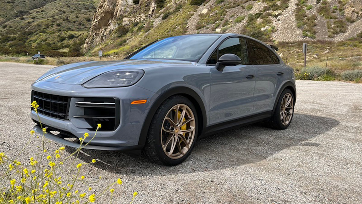 Pull Off the Mob Wife Aesthetic With the Right Car - A Girls Guide to Cars