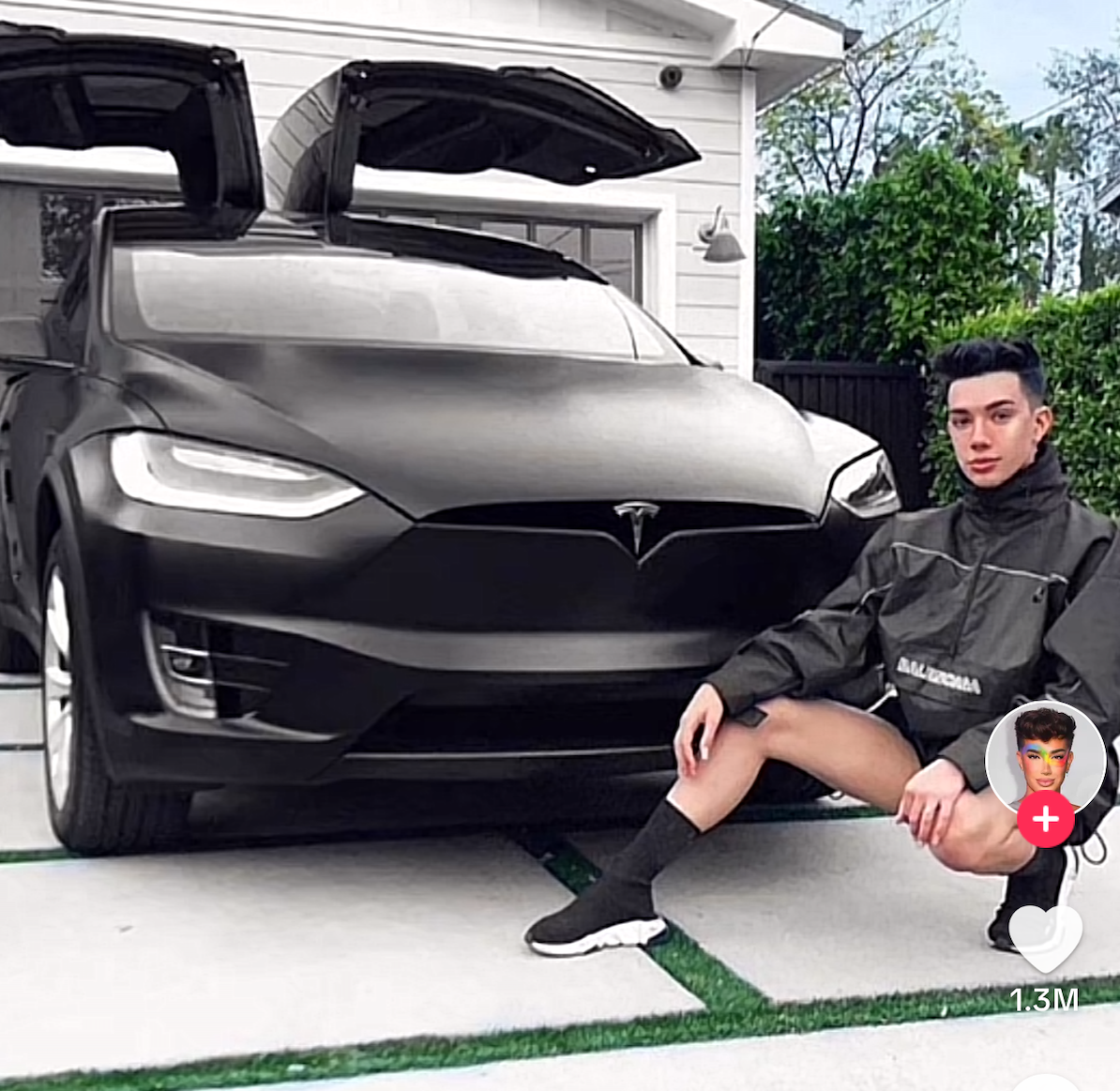 James Charles Needs a New Car - A Girls Guide to Cars
