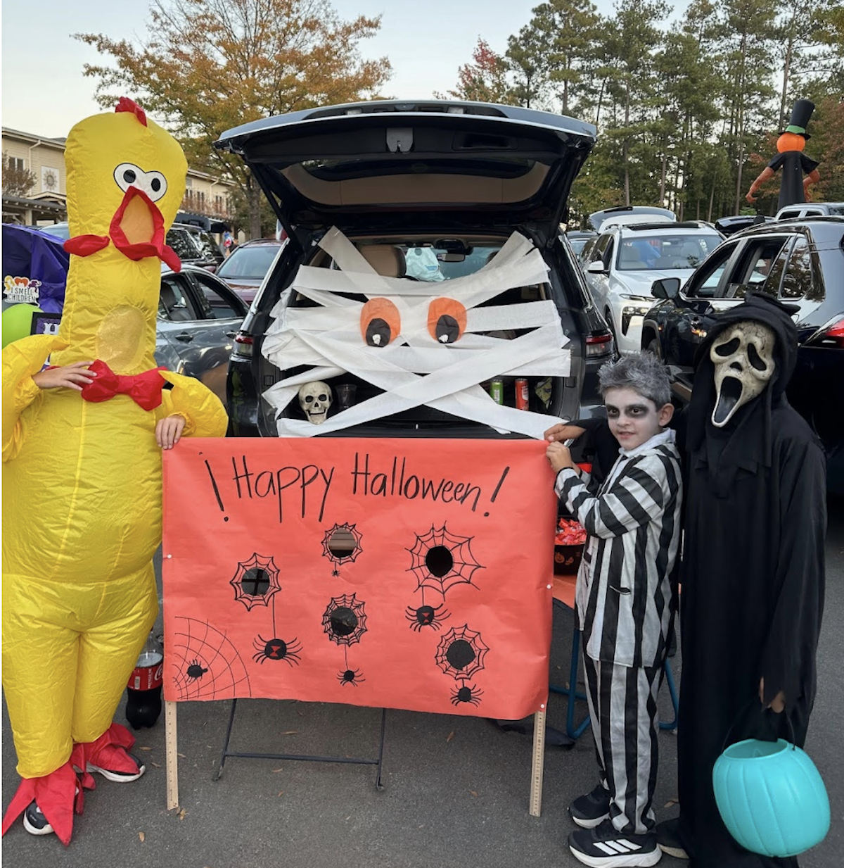 Trunk or Treat Tips for Halloween Fun | AGirlsGuidetoCars | Boo Happens ...