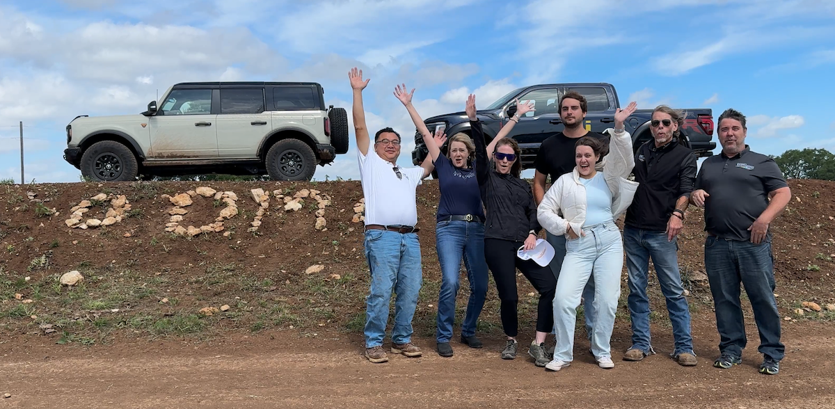 Driving Off-Road Solo the Ford Bronco - A Girls Guide to Cars